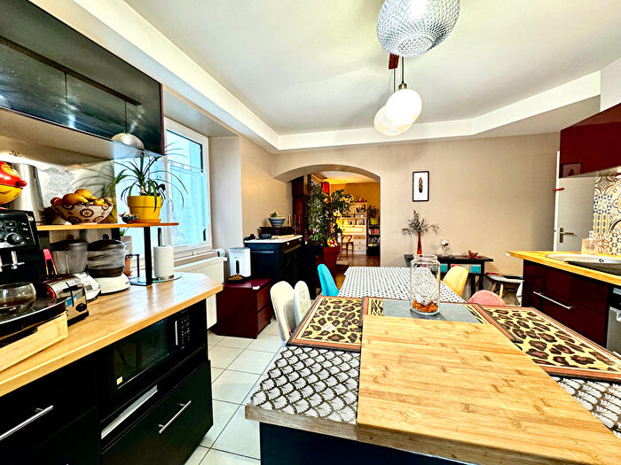 Appartement à vendre - Quintal - 3 pièces - 2 chambres