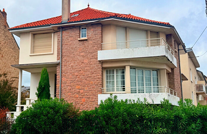 Maison à vendre - Brive-la-Gaillarde, Centre-ville, Pont Cardinal, Champanatier - 7 pièces - 3 chambres