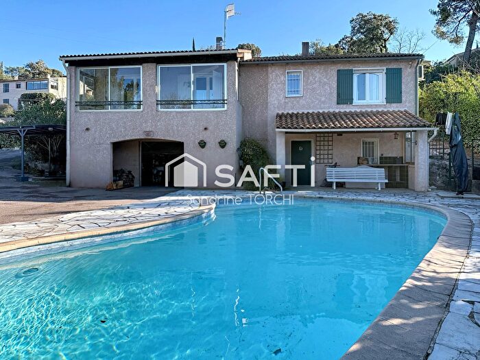 Maison à vendre - Taradeau - 5 pièces - 4 chambres