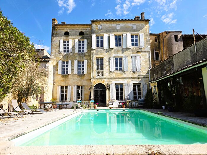 Castillon-la-Bataille : Maison 16 pièces à vendre