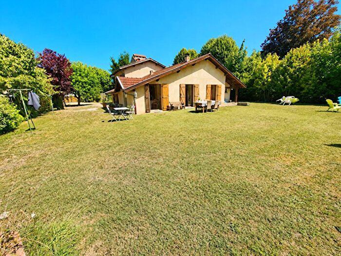 Maison 7 pièces à Beaurepaire, à vendre