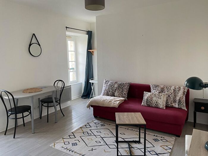 Appartement à louer - Vannes, Centre-ville, Le Port - 1 pièce