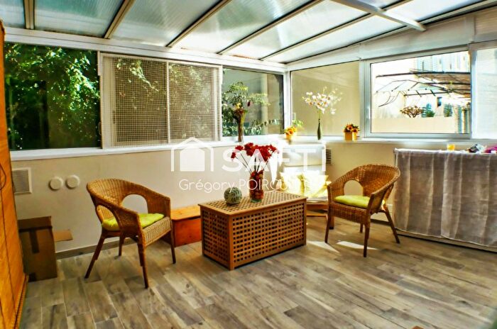 Appartement à vendre - Hyères, Pyanet - 3 pièces - 2 chambres