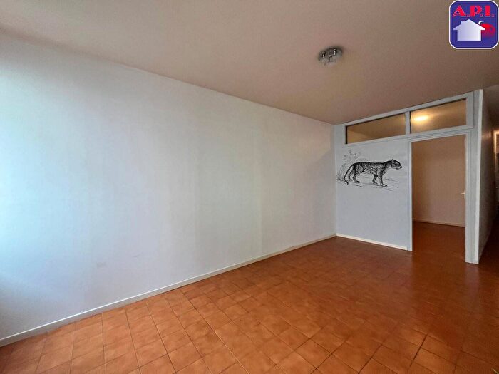 Appartement à louer - Centre Ancien, Pamiers - 2 pièces - 1 chambre