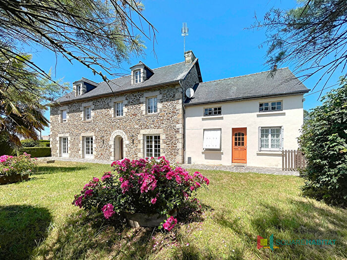 Maison à vendre - Pleslin-Trigavou - 12 pièces - 7 chambres