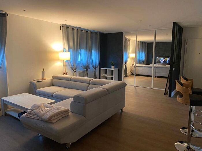 Appartement à louer - Castelnau, Dijon - 3 pièces - 2 chambres