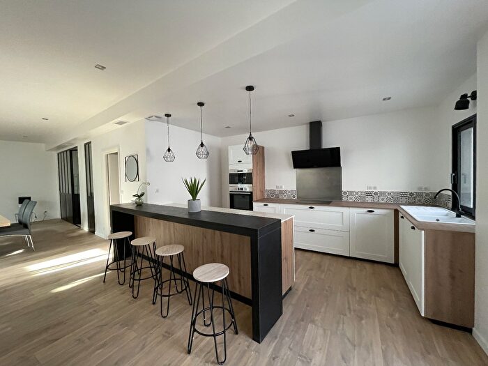 Appartement à vendre - Aurillac, Belbex, Vialenc, Gare, Patte dOie, Escanis - 5 pièces - 3 chambres