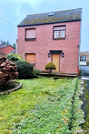 Maison à vendre - Maubeuge, Montplaisir - 8 pièces - 3 chambres