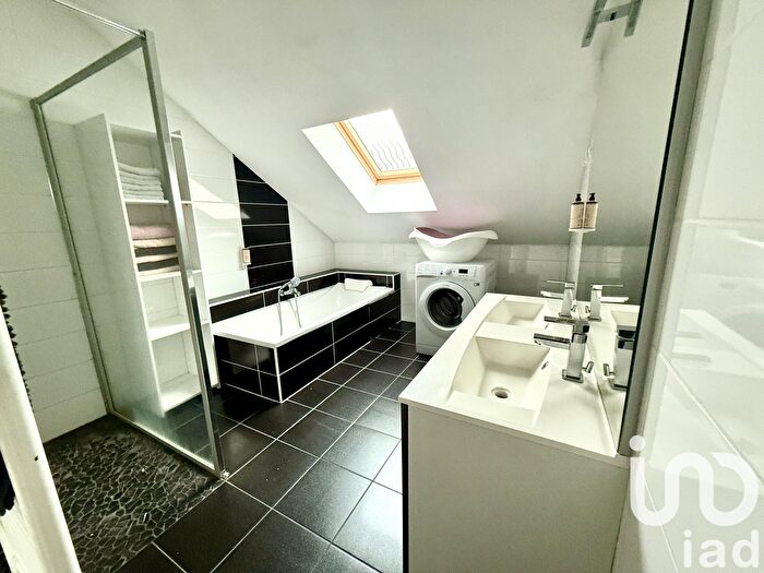 Maison à vendre - Sainte-Marie-aux-Mines - 5 pièces - 4 chambres