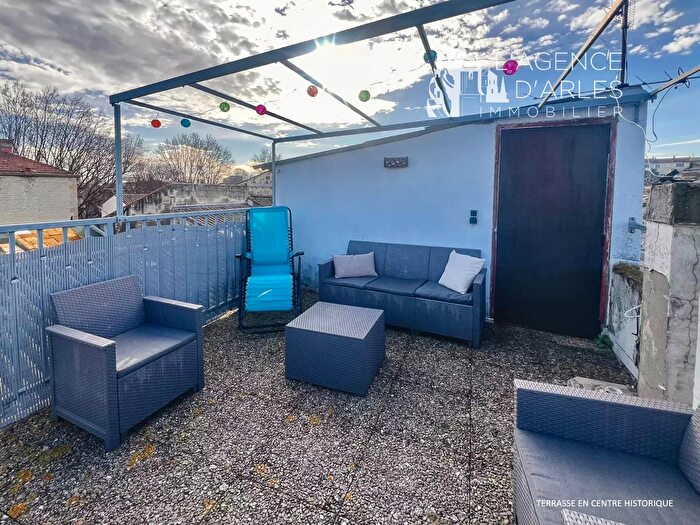 Maison à vendre - Arles, Centre-ville - 5 pièces - 4 chambres