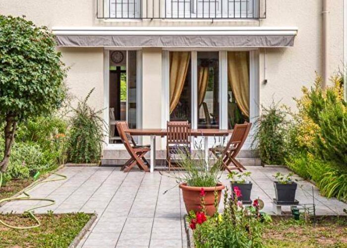 Appartement à louer - Brétigny-sur-Orge - 3 pièces - 2 chambres