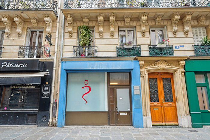 Appartement 4 pièces à Paris 9ème, Trudaine, Rochechouart, à vendre
