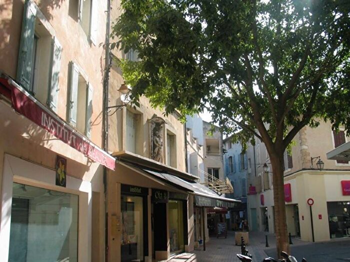 Appartement à louer - Centre Ville, Cavaillon - 2 pièces - 1 chambre