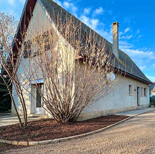 Maison à vendre - Noyon, Centre-ville - 5 pièces - 3 chambres