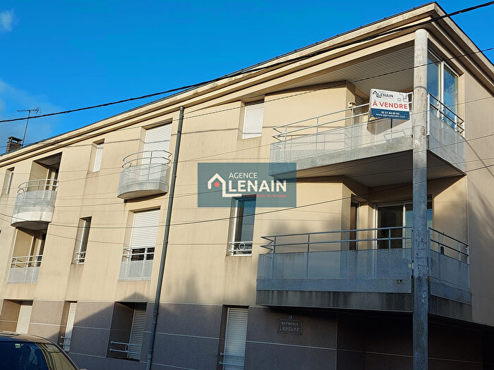 Appartement à vendre - Les Herbiers, Centre-ville, Le Grand Fief - 4 pièces - 2 chambres