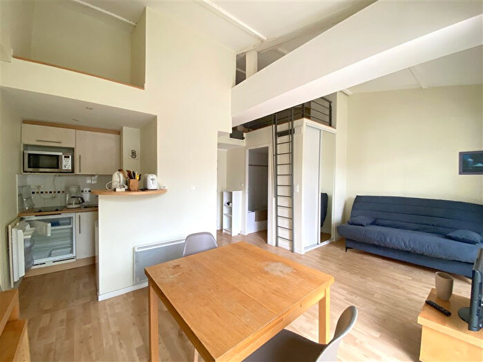 Appartement à louer - Nantes, Centre-ville - 1 pièce - 1 chambre