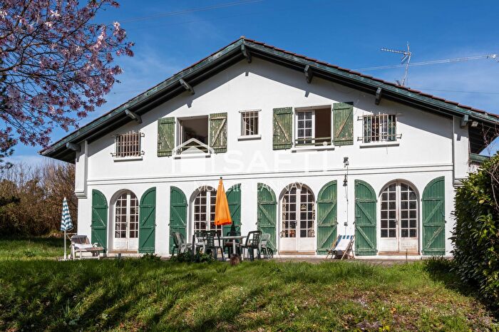 Ascain : Maison 9 pièces à vendre