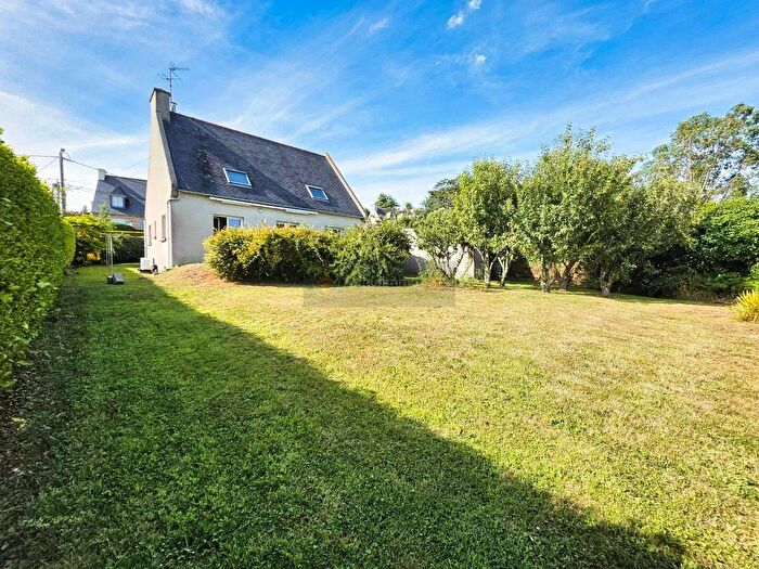 Maison 5 pièces à Plougonvelin, à louer