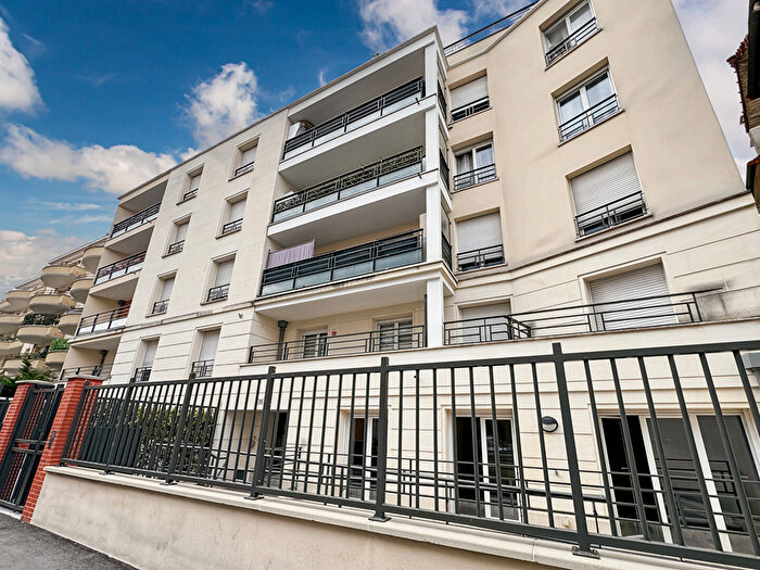 Rosny-sous-Bois, Centre-ville : Appartement 3 pièces à vendre