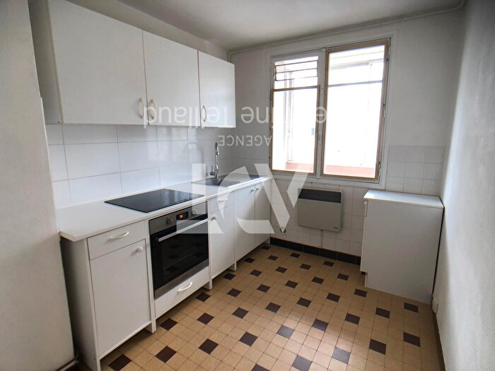 Grenoble, Eaux-Claires, Mistral : Appartement 3 pièces à louer