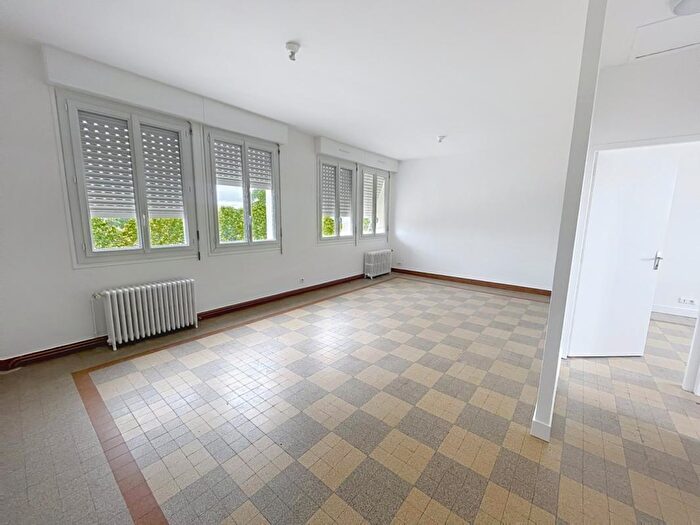 Saint-Germain-de-la-Rivière - Appartement 3 pièces à louer