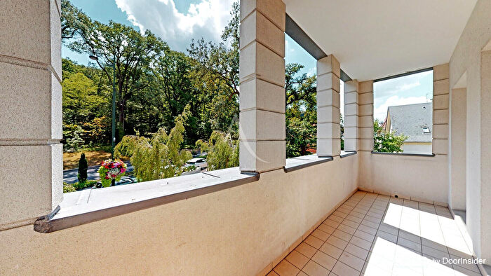 Appartement 4 pièces à Le Plessis-Robinson, Coeur de Ville, à louer