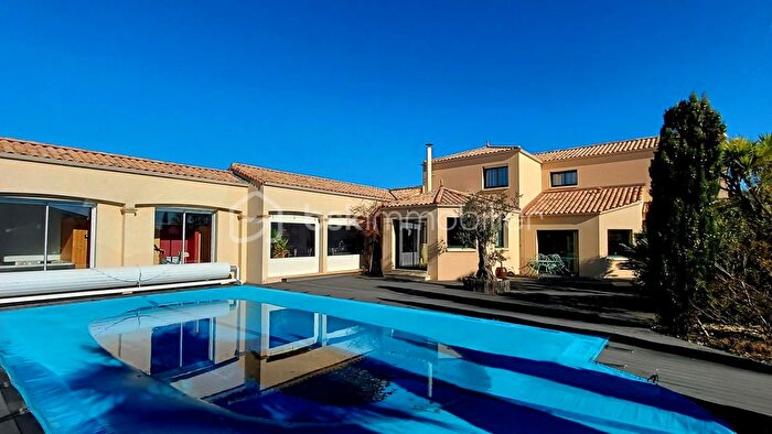 Maison à vendre - Château-dOlonne - 7 pièces - 5 chambres