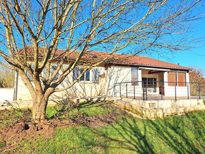 Maison à vendre - Bretenoux - 4 pièces - 3 chambres