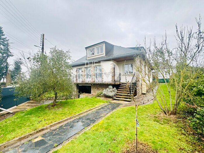 Maison à vendre - Laval, Les Pommeraies - 8 pièces - 5 chambres