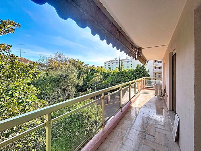 Appartement à vendre - Cannes, Carnot - 3 pièces - 2 chambres