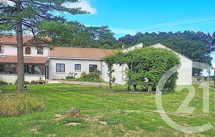 Maison 6 pièces à vendre à Château-Thébaud