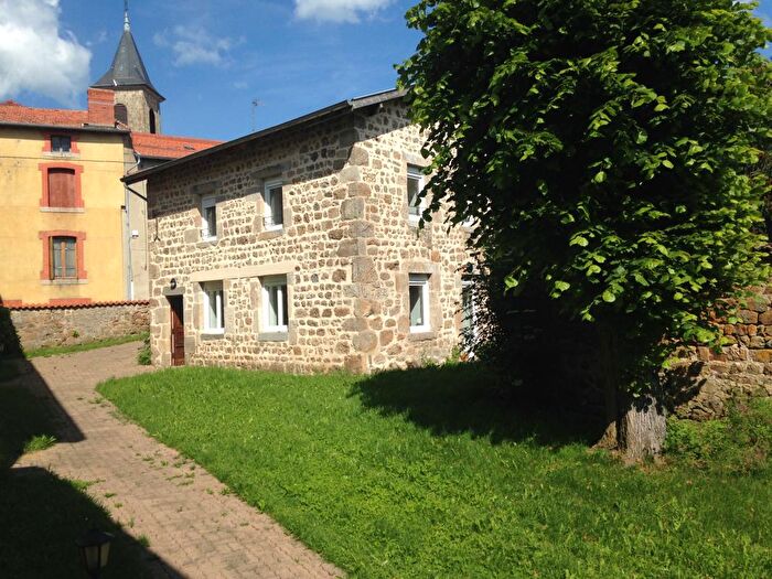 Maison à louer - Apinac - 4 pièces - 3 chambres