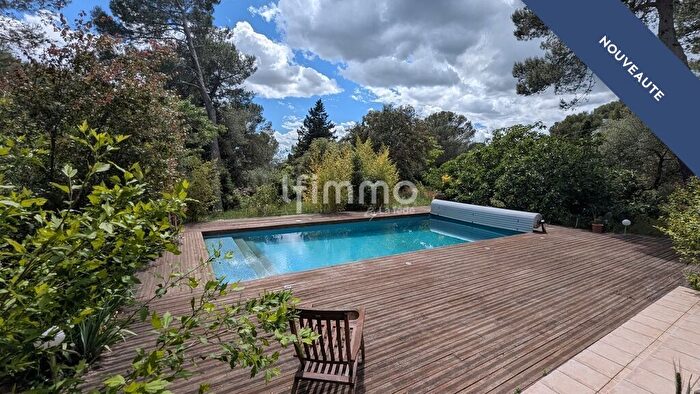Maison 6 pièces à vendre - Nîmes, Terres de Rouvière, LEau Bouillie