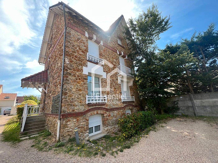Sud, Triel-sur-Seine : Appartement 2 pièces à louer