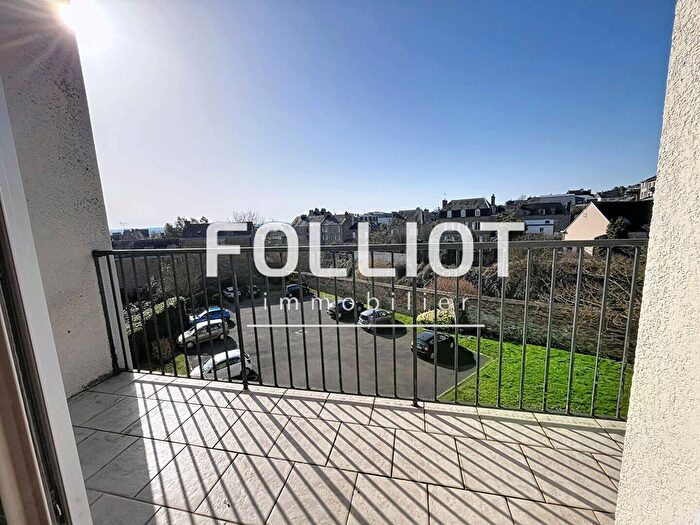 Appartement à louer - Bonabry-Paron, Fougères - 3 pièces - 2 chambres