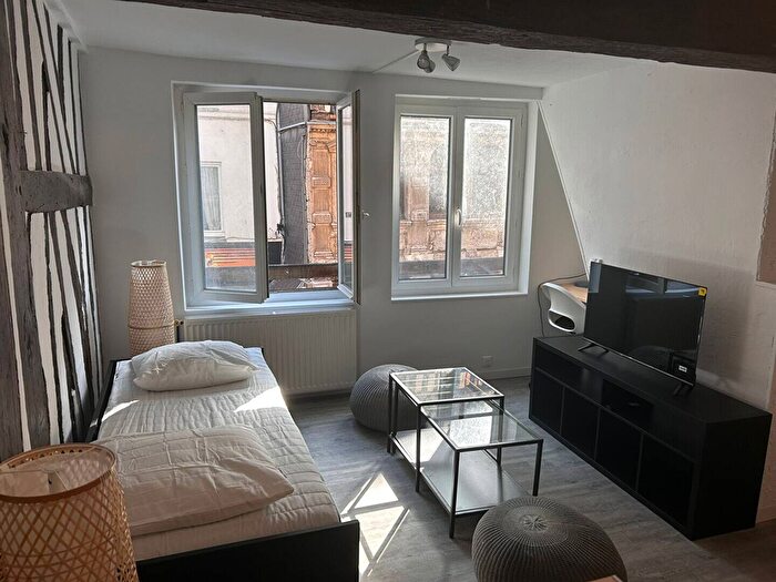 Appartement à louer - Vieux Marché-Cathédrale, Rouen - 1 pièce