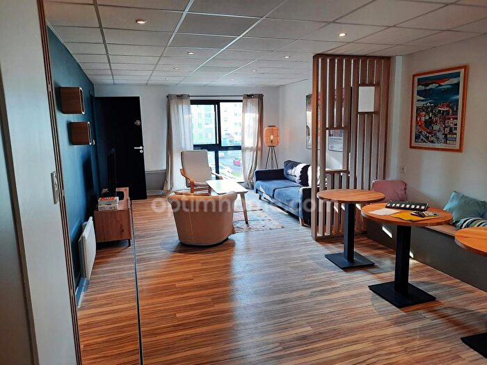 Vannes, Ouest : Appartement 7 pièces à vendre