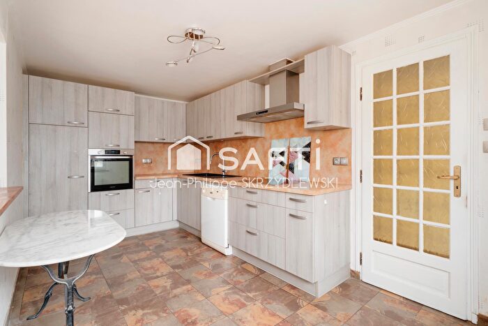 Maison à vendre - Blénod-lès-Pont-à-Mousson - 6 pièces - 3 chambres