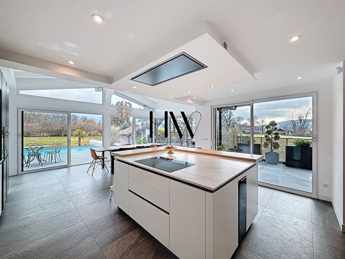 Appartement à vendre - Anthy-sur-Léman - 8 pièces - 6 chambres