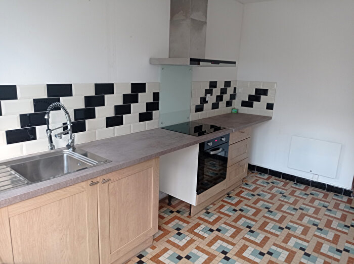 Maison à louer - Louvigné-du-Désert - 4 pièces - 2 chambres