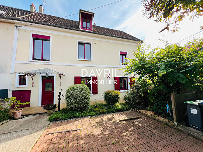 Chanteloup-les-Vignes - Maison 8 pièces à vendre