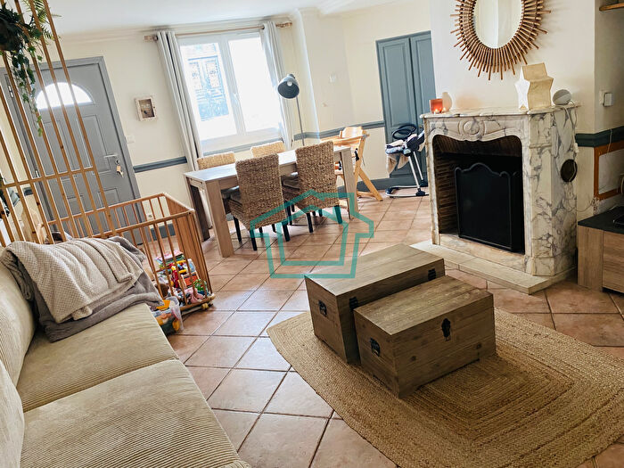 Maison à vendre - La Queue-lez-Yvelines, La Queue-les-Yvelines - 5 pièces - 4 chambres