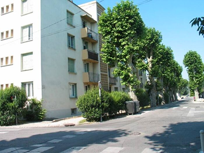 Appartement à louer - Centre Ville, Cavaillon - 1 pièce