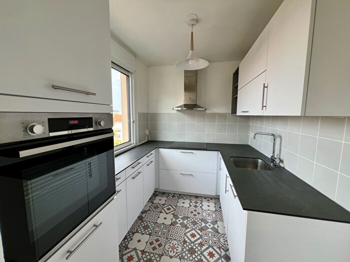 Appartement 4 pièces à Villeurbanne, Grand Clément, à louer