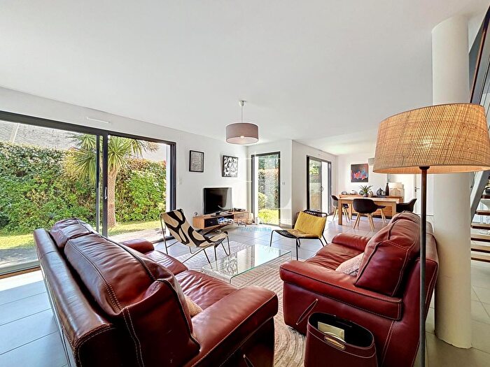 Maison 5 pièces à Larmor-Plage, à vendre