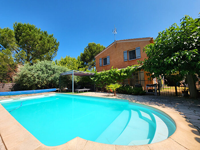 Maison à vendre - Pertuis - 7 pièces - 6 chambres