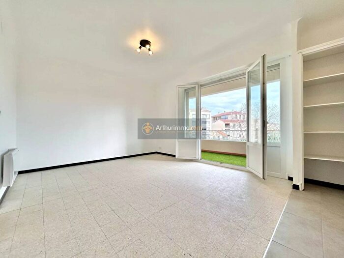 Appartement à louer - Fréjus - 2 pièces - 1 chambre