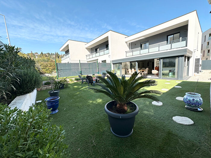Carnoux-en-Provence : Maison 5 pièces à vendre