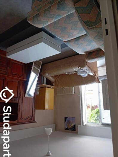 Appartement à louer - La Neuvillette-Trois Fontaines, Reims - 2 pièces - 1 chambre