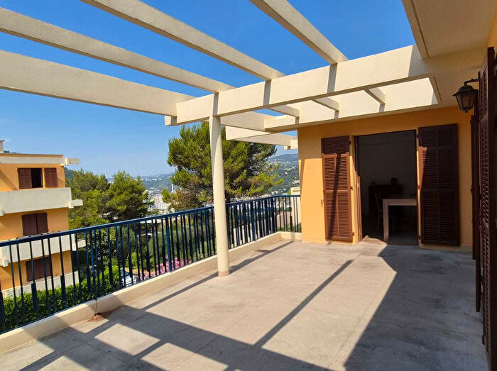 Appartement 4 pièces à La Trinité, à vendre